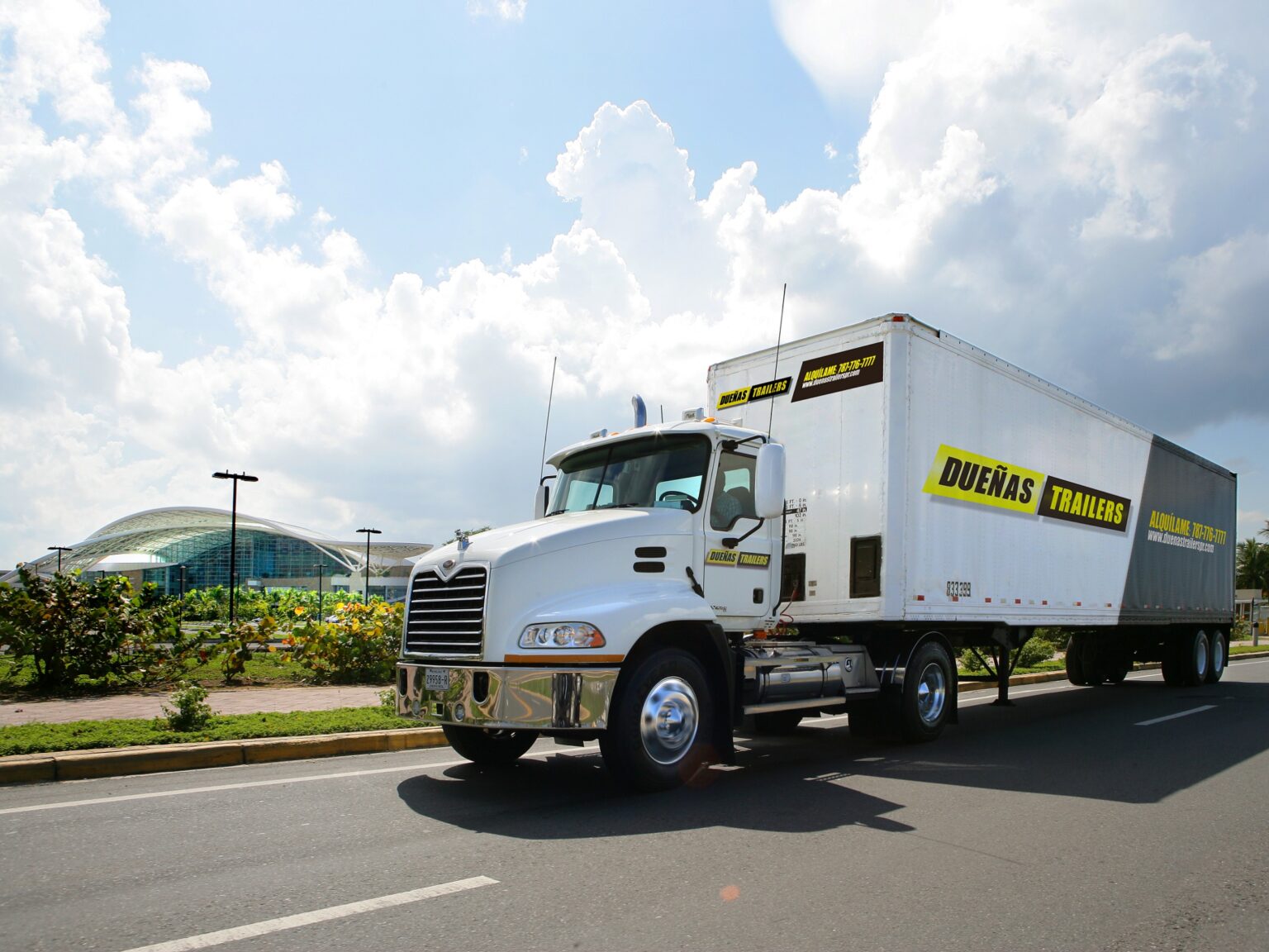 Products - Dueñas Trailers